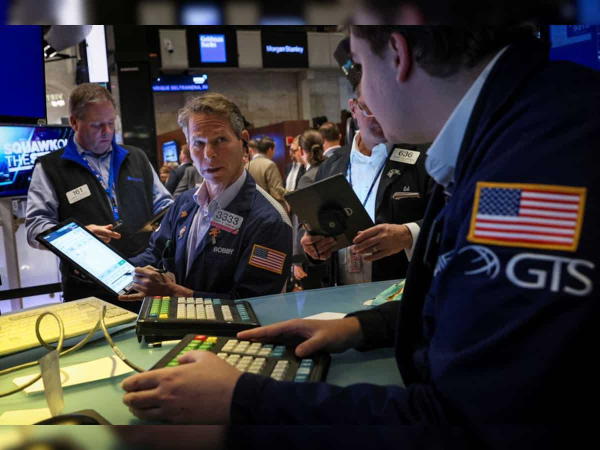 US Stock Market News: Dow Jones ends flat; S&P 500, Nasdaq close lower ...