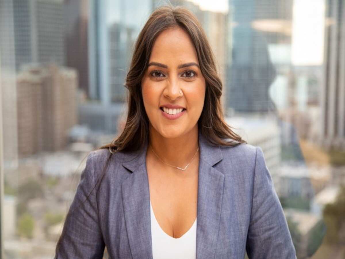 Indian-origin Manpreet Monica Singh takes oath as first female Sikh judge in US – know who she ...