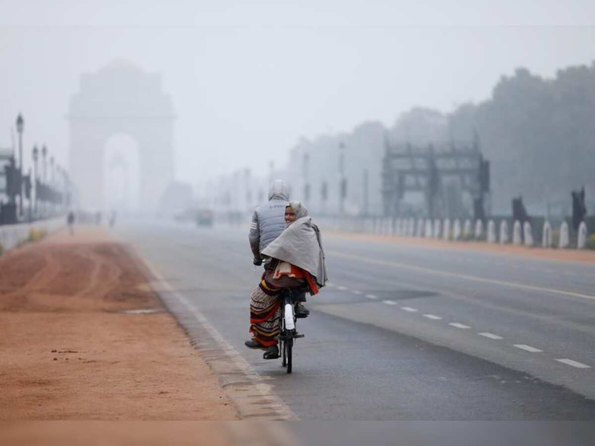 Delhi temperature, weather today forecast: IMD predicts rainfall from ...
