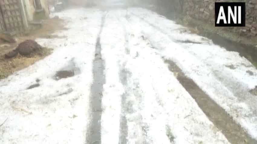 Snowfall in Udaipur: Temperature dips as rain lashes parts of Rajasthan ...
