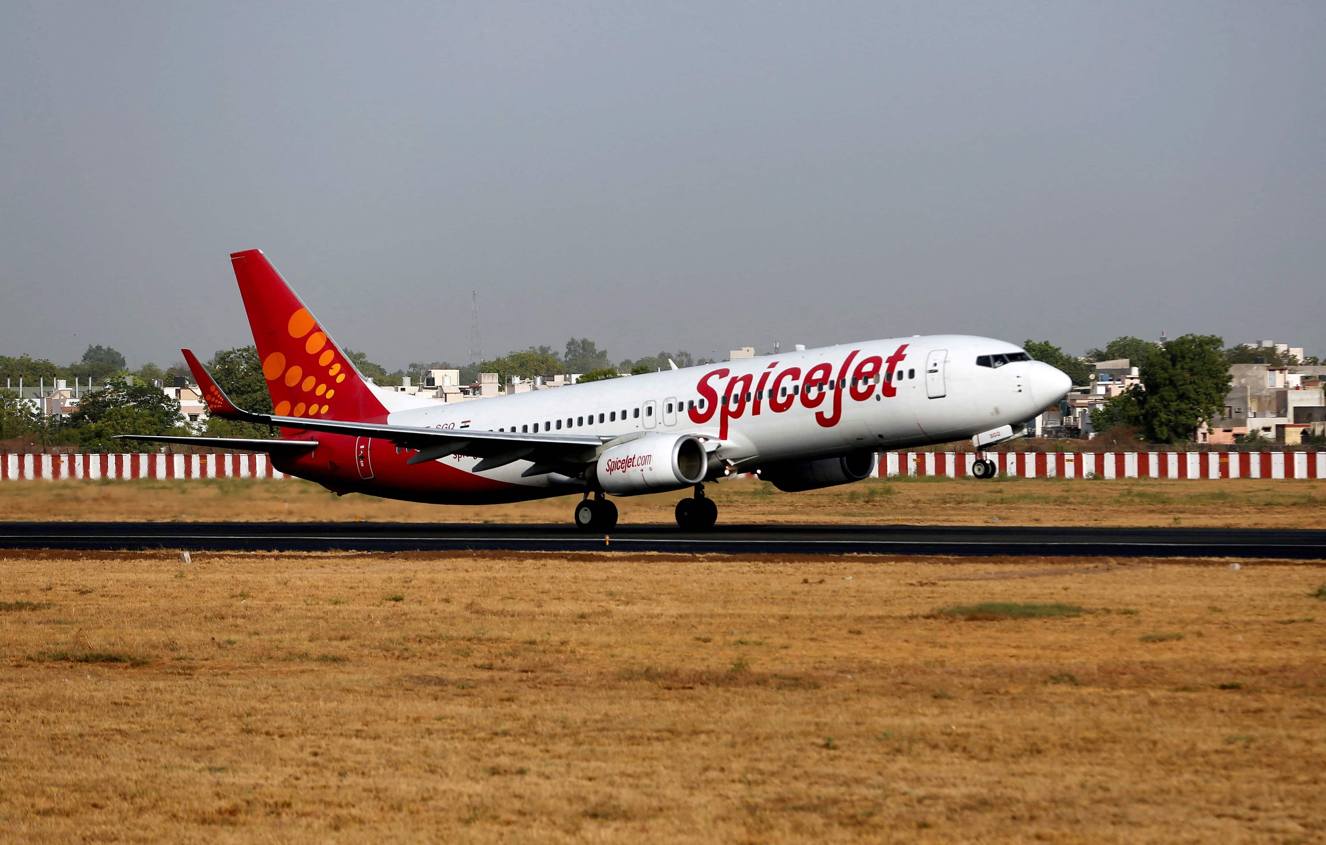 SpiceJet begins flight services from Manohar International Airport in ...