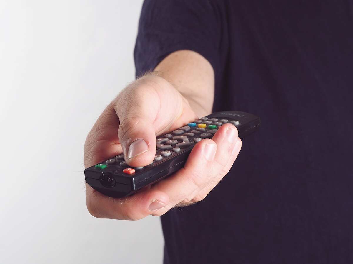 Broadcasters disconnect signals to cable operators over new norm, over ...