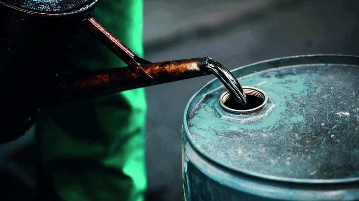 Commodity Superfast: Oil Prices Hit 2-Week High; What Are The Triggers ...