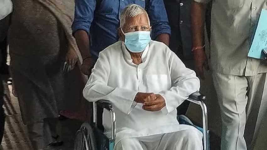 Land-for-job scam: Delhi court gives bail to Lalu, Rabri and Misa Bharti