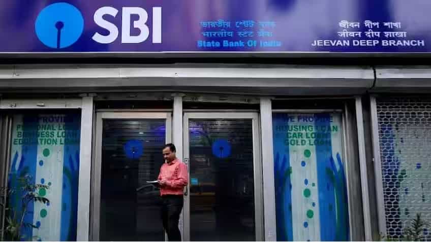 SBI Global International debit card for contactless payment; check out ...