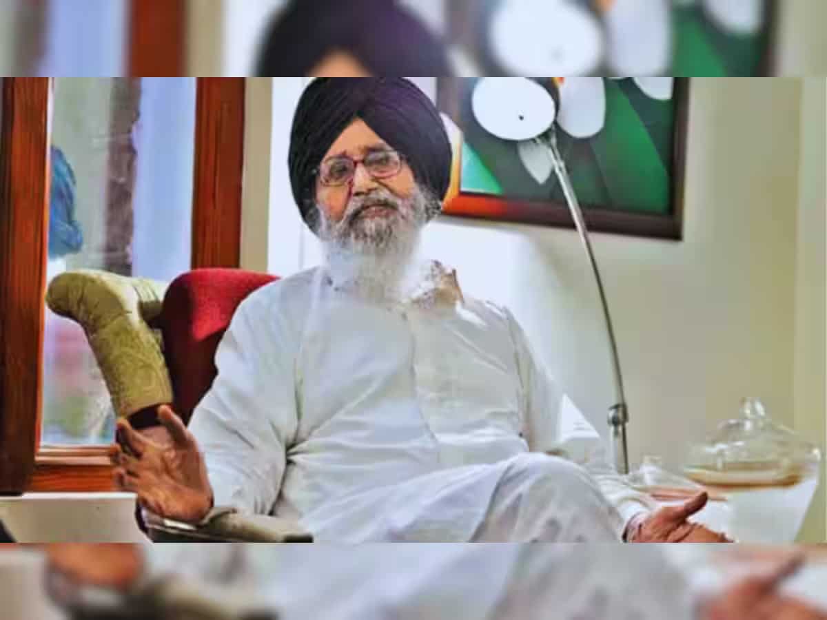 Mourners line up to pay last respects to Badal at his ancestral village