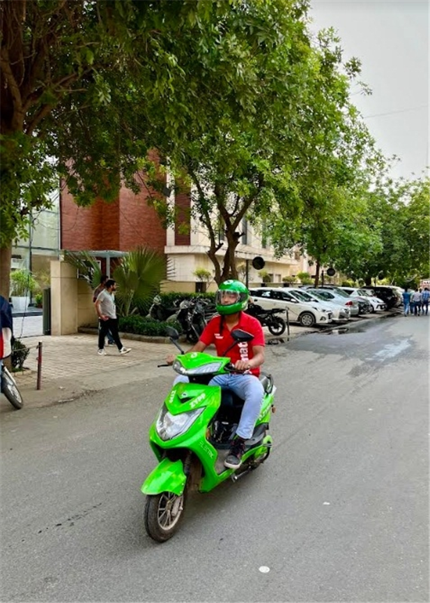 Zypp Electric aims to deploy 10,000 e-scooters in Bengaluru over next 2 ...
