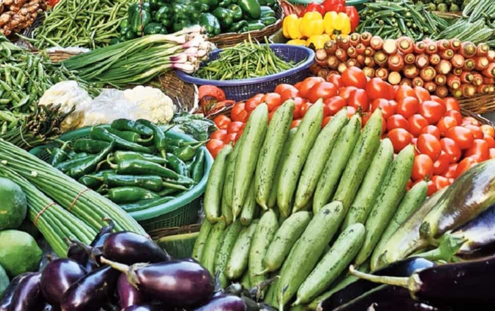 Commodities Live: India’s Retail Inflation Eases To 18-Month Low In April | Zee Business