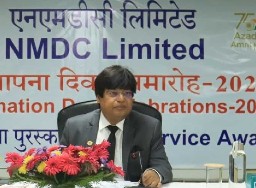 Amitabh Mukherjee, CMD (Addl. Charge), NMDC Speaks On Q4 Results | Zee Business