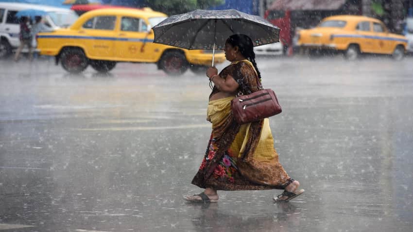 Monsoon covers Delhi, Mumbai simultaneously for the first time in 62 years