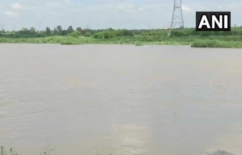 Yamuna water level in Delhi may breach danger mark on Tuesday: CWC ...