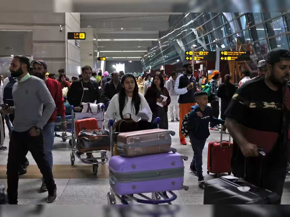 Scindia inaugurates Eastern Cross Taxiways, fourth runway at Delhi airport