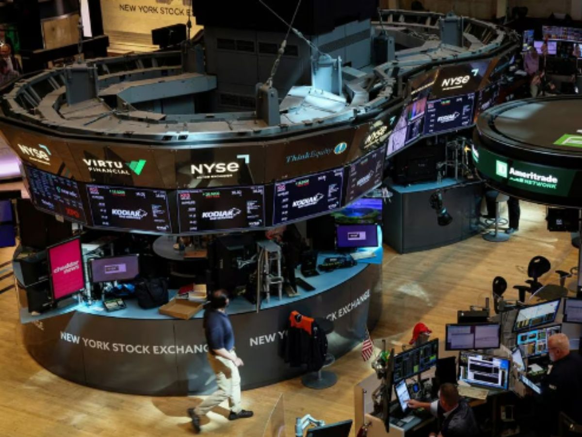 Global shares rise, dollar rebounds as Fed seen on target for rate hike ... Global shares rise, dollar rebounds as Fed seen on target for rate hike ...
