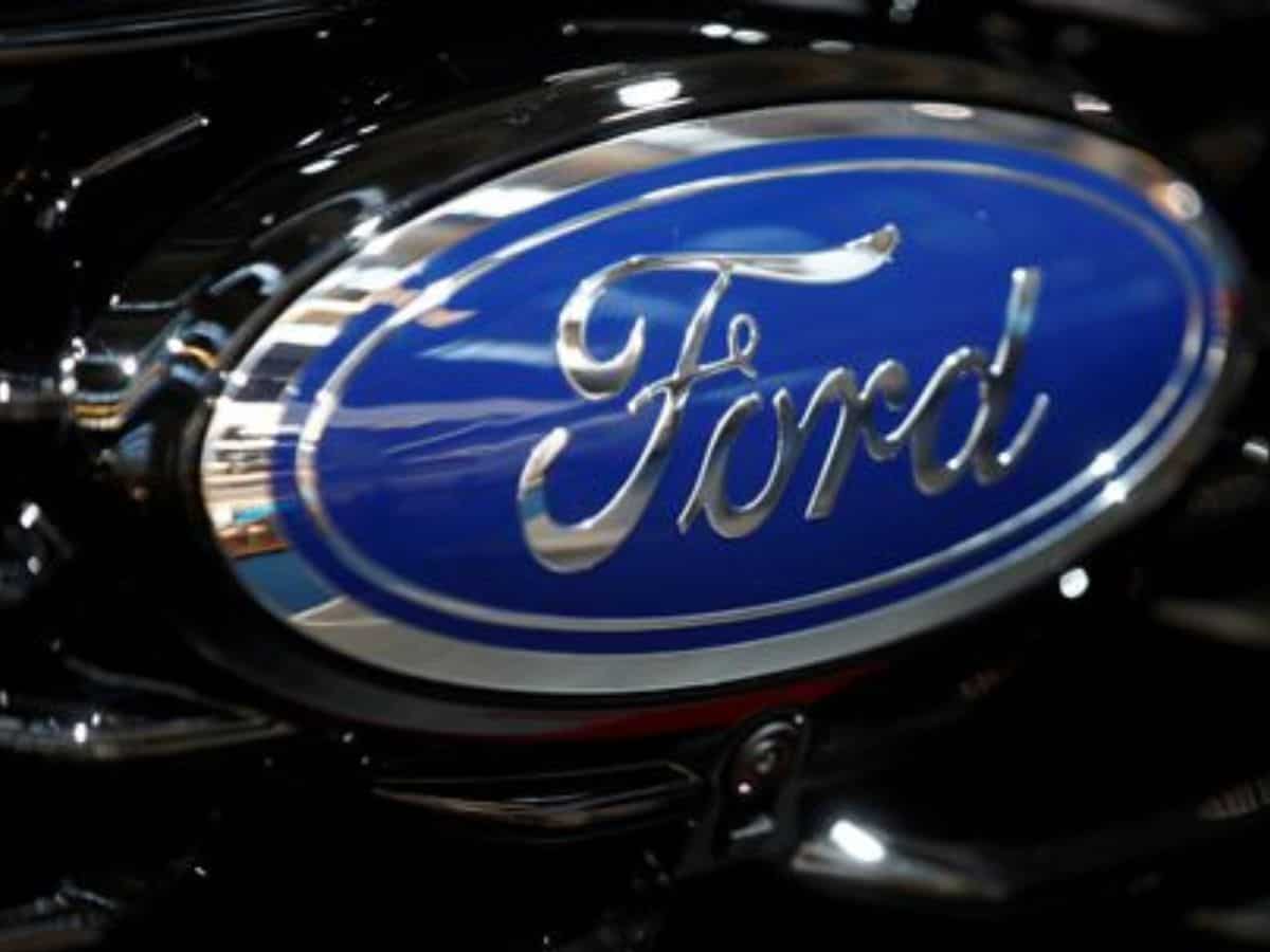 Ford raises pay for 8,000 UAW workers in line with 2019 contract | Zee ...
