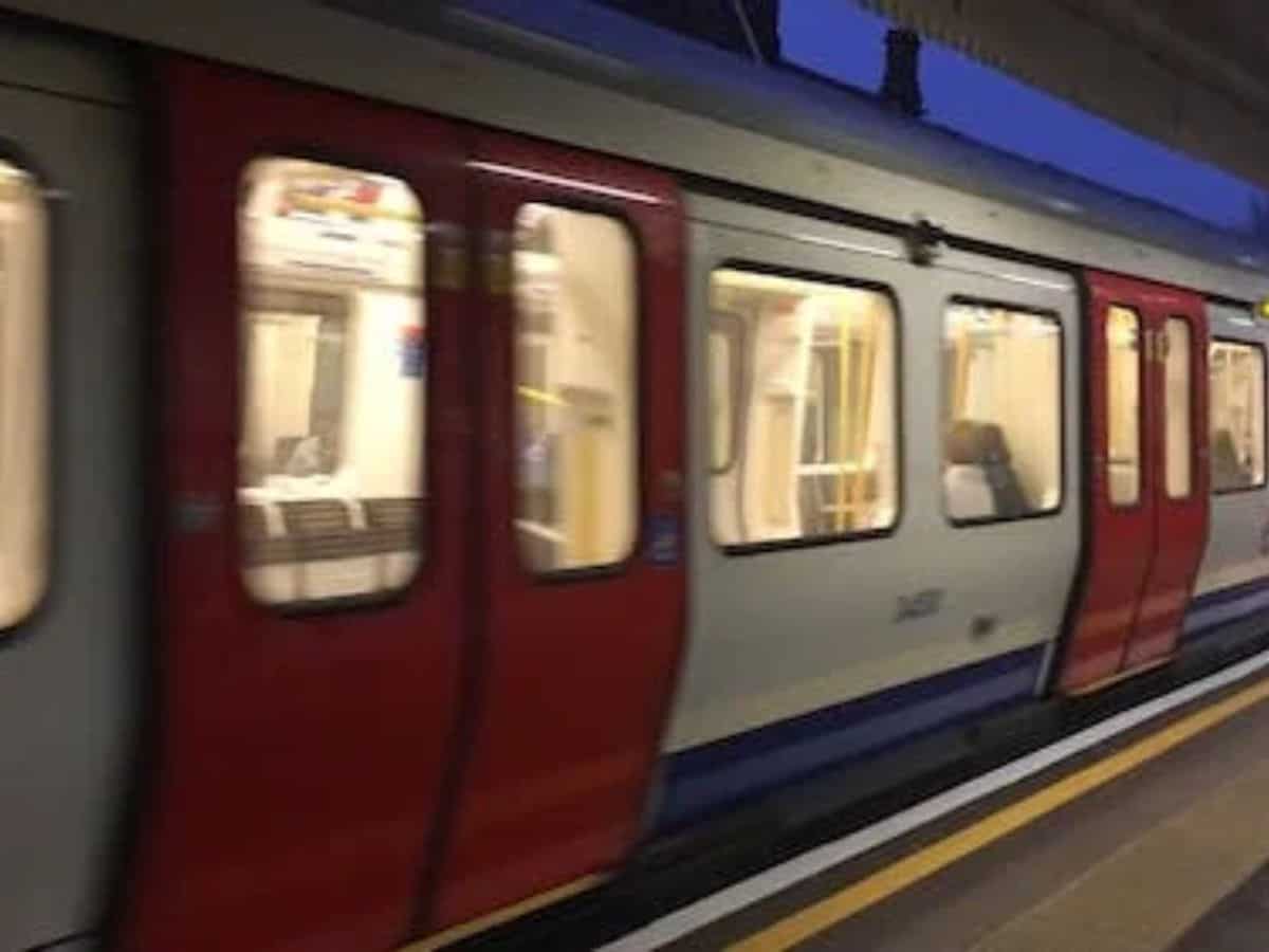 Kolkata Metro introduces paper-based QR Code tickets to do away with ... Kolkata Metro introduces paper-based QR Code tickets to do away with ...