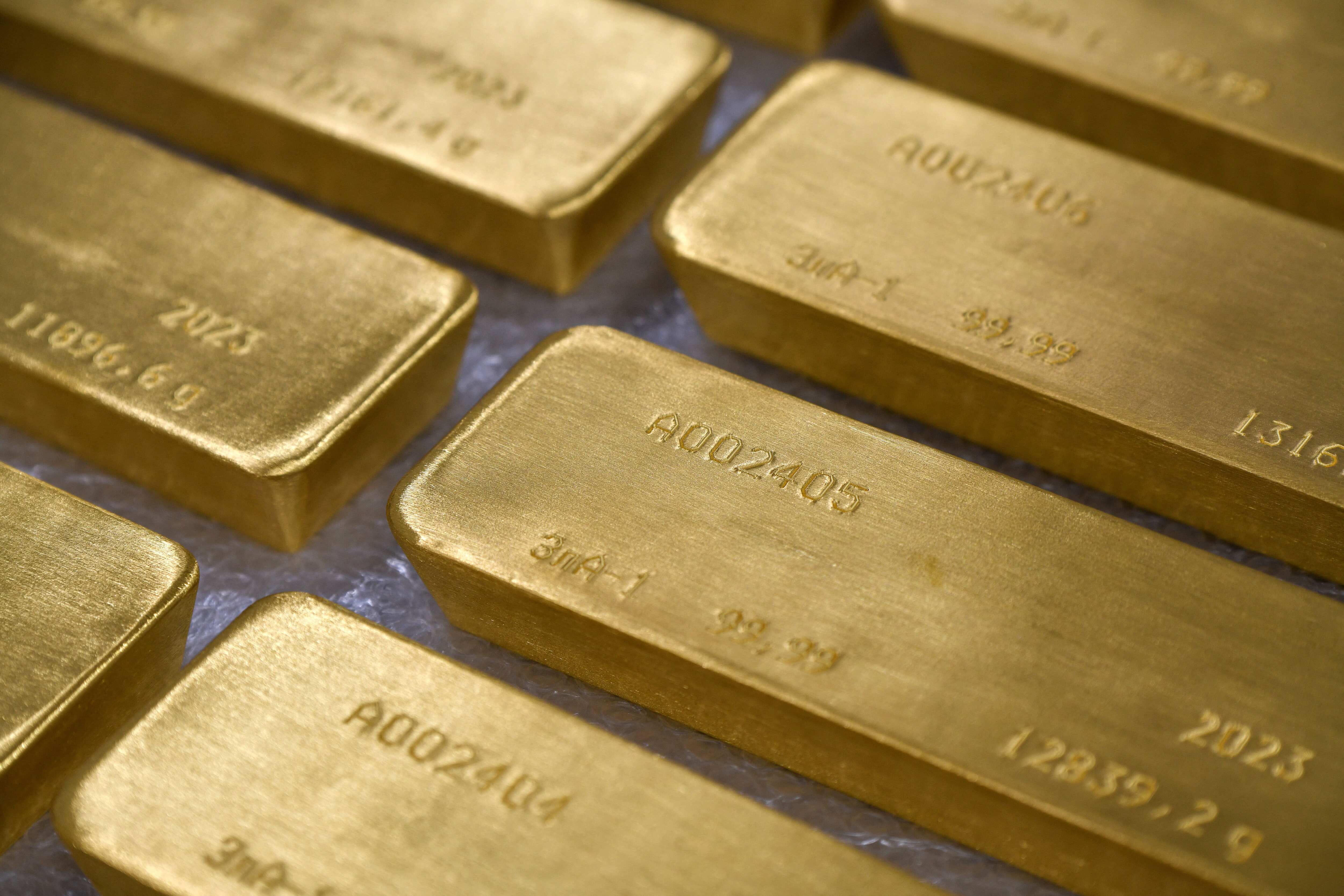 Commodity Capsule: Brent crude rise; gold steady; metals slip