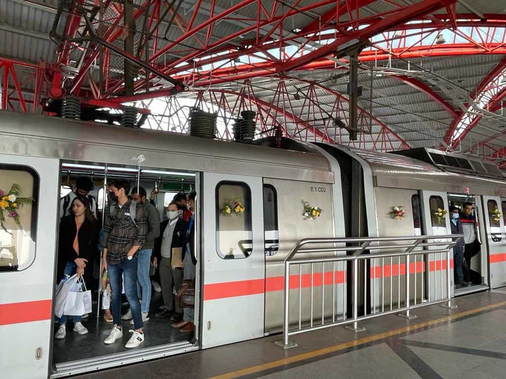 DMRC to start audio-based ads on trains as a pilot project | Zee Business