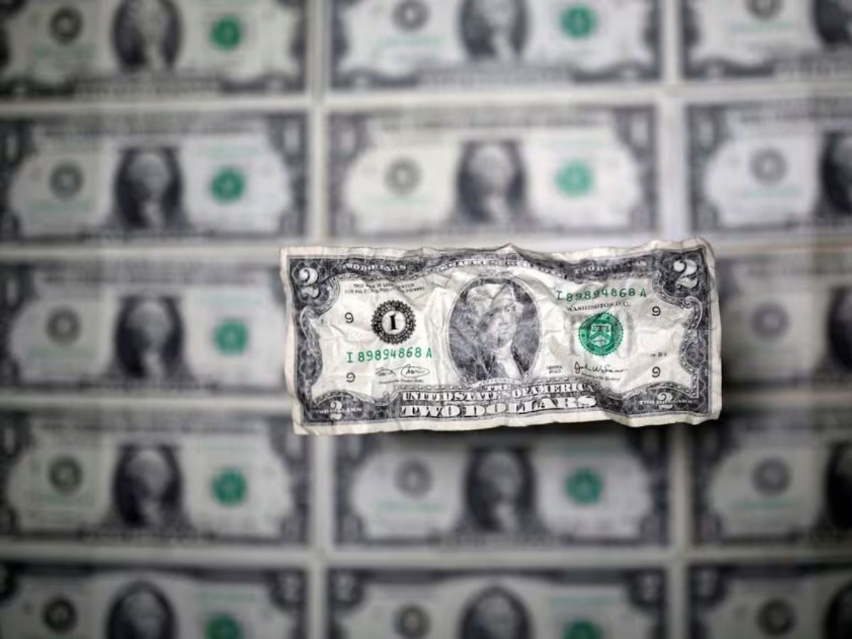 Bruised Dollar Wobbles As Traders Eye US Rate Cuts Next Year Zee Business bruised-dollar-wobbles-as-traders-eye-us-rate-cuts-next-year-zee-business