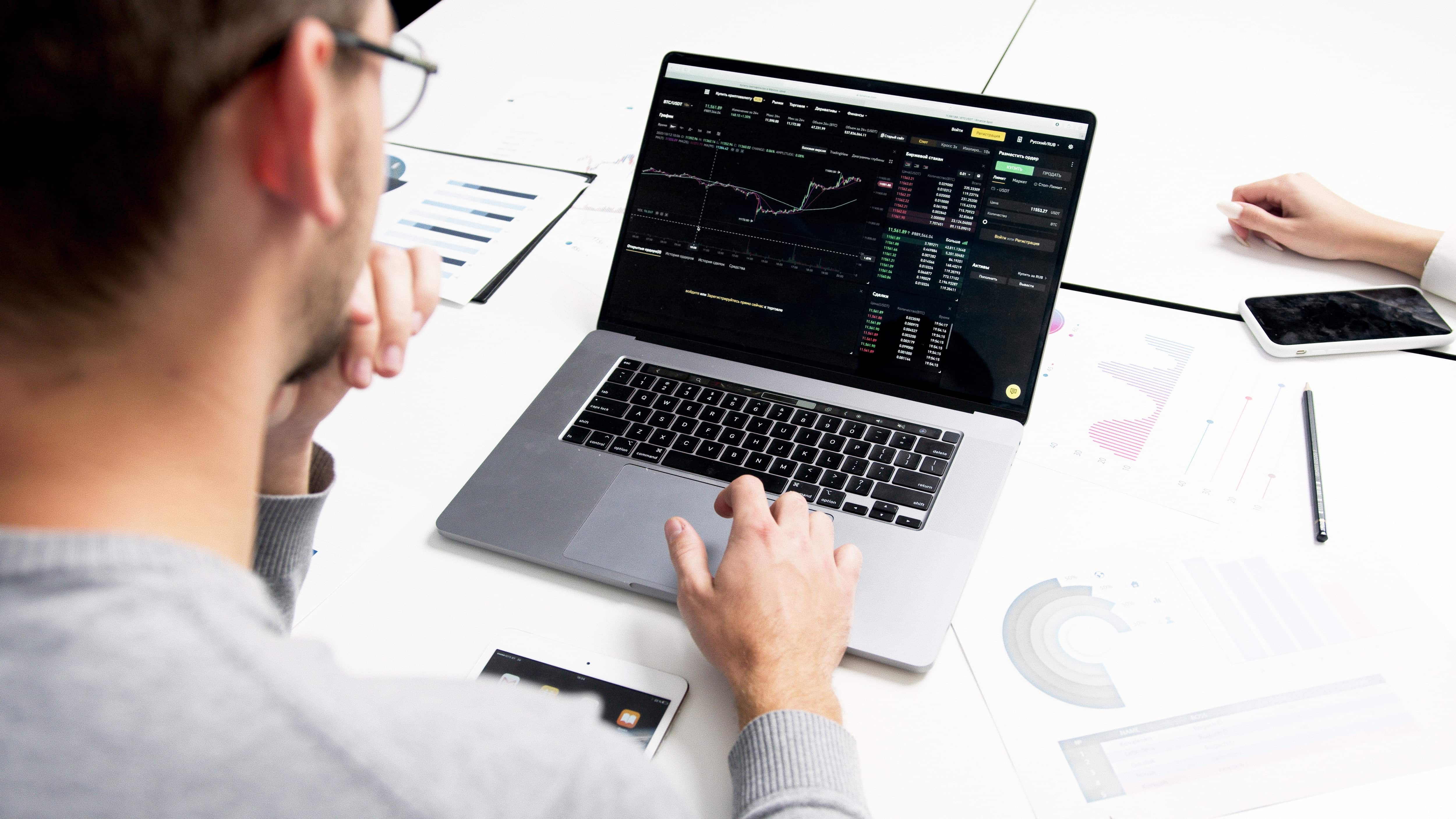When is the best time to book profits? Here's what experts suggest