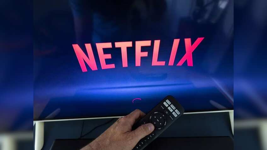 Netflix hits fourth-quarter subscriber record, fueled by 'The Crown ...