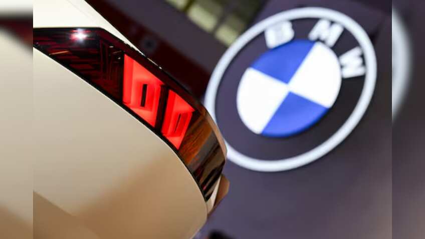BMW sees steady 2024 automotive margin as R&D, capex peak