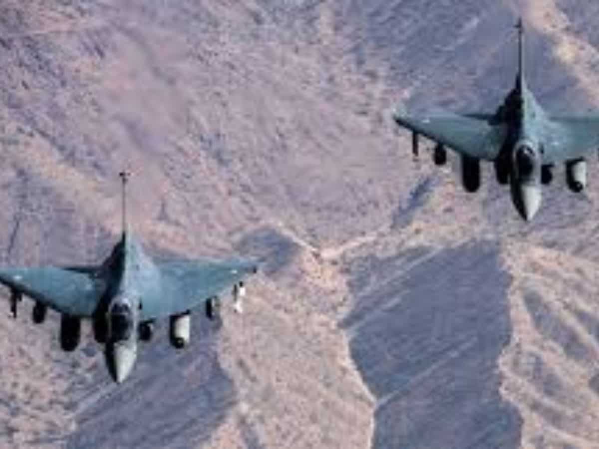 Defence stocks: What should investors do with BEL, HAL shares? Here's ...