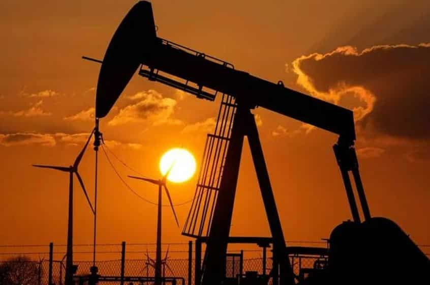 Crude oil futures decline on low demand | Zee Business