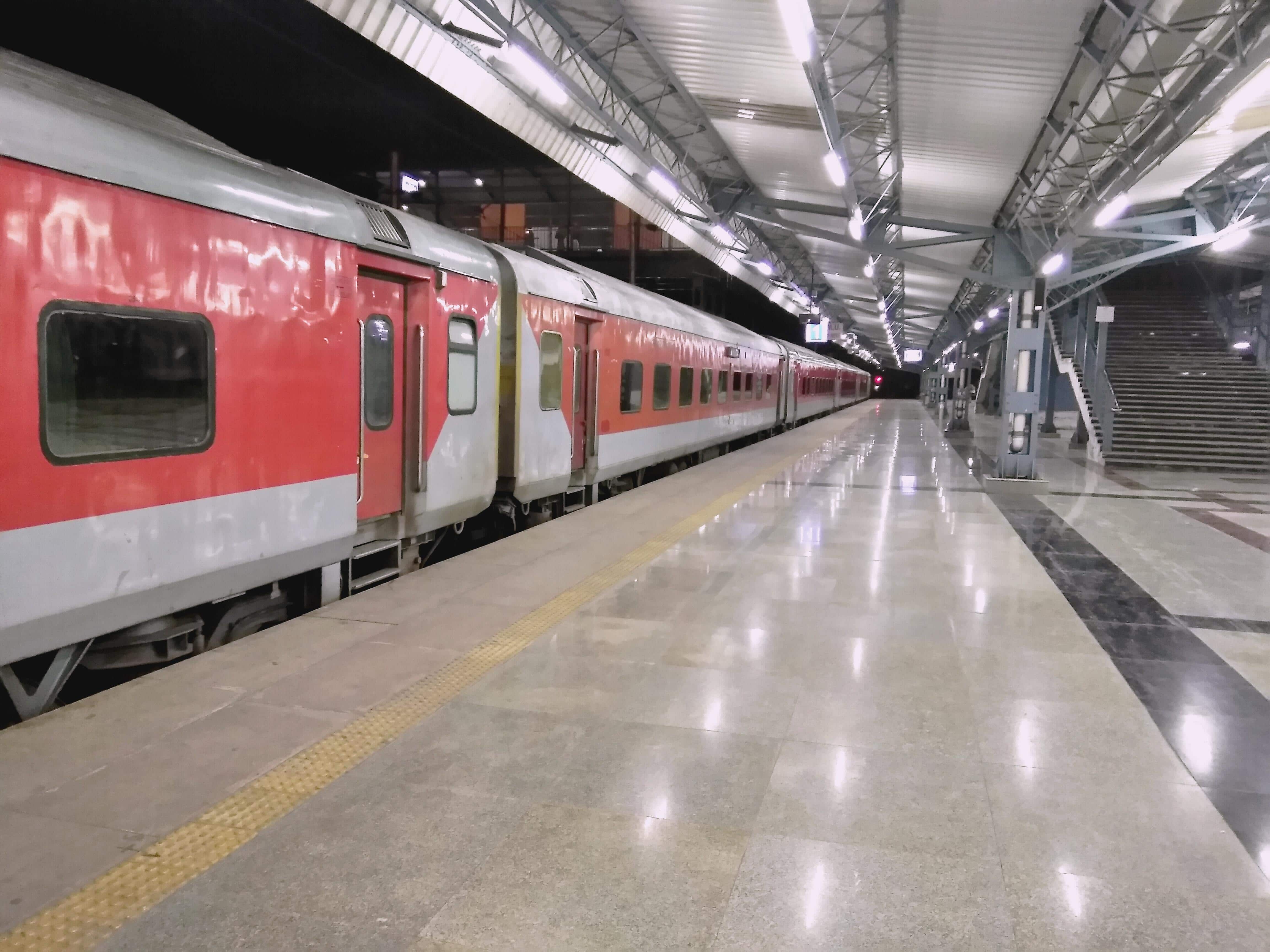 Indian Railways expands fleet with 2,500 new coaches and approval for ...