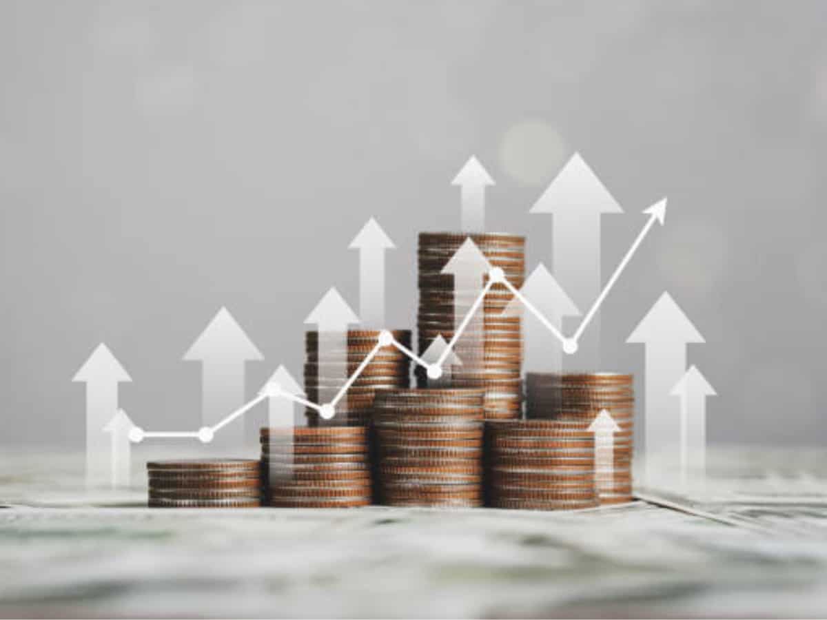 This sin stock hits new 52-week high as board to mull first bonus issue ...