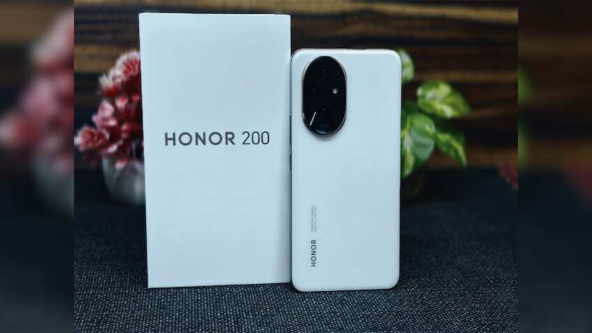 HONOR 200 Review: An excellent camera phone with standout design