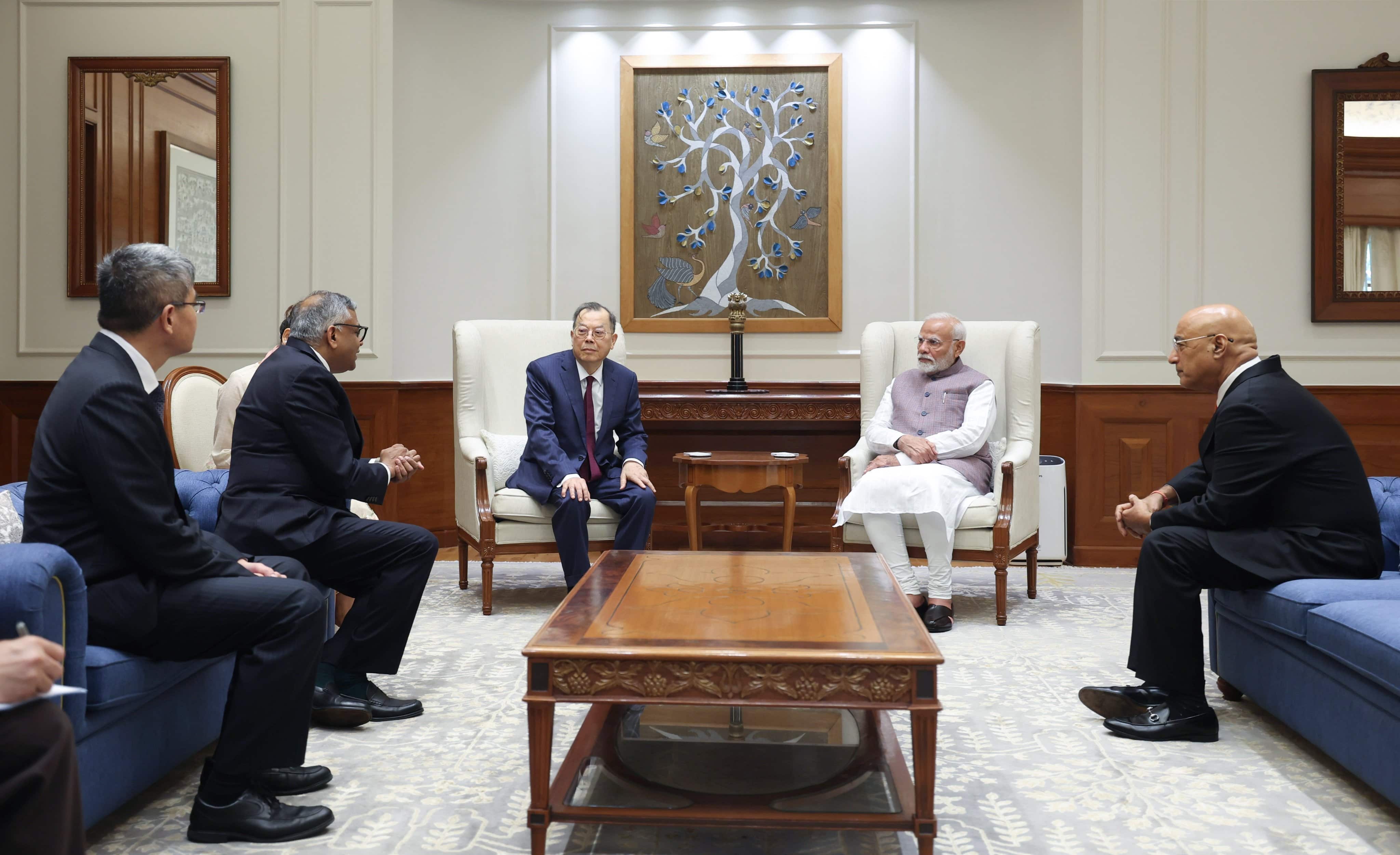 PM Narendra Modi meets top officials of Tata Sons, PSMC over ...