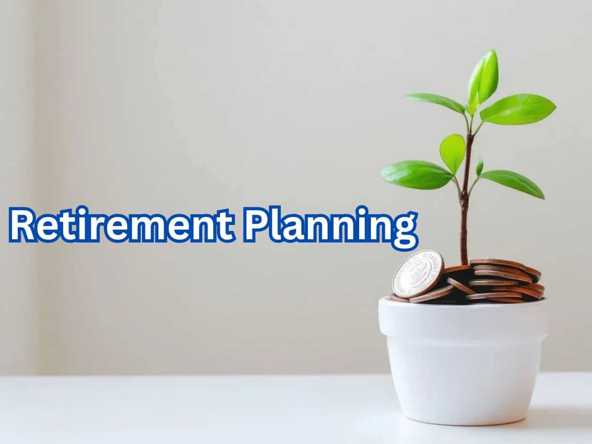 Retirement Planning: How much to invest monthly in SIP to retire early ...