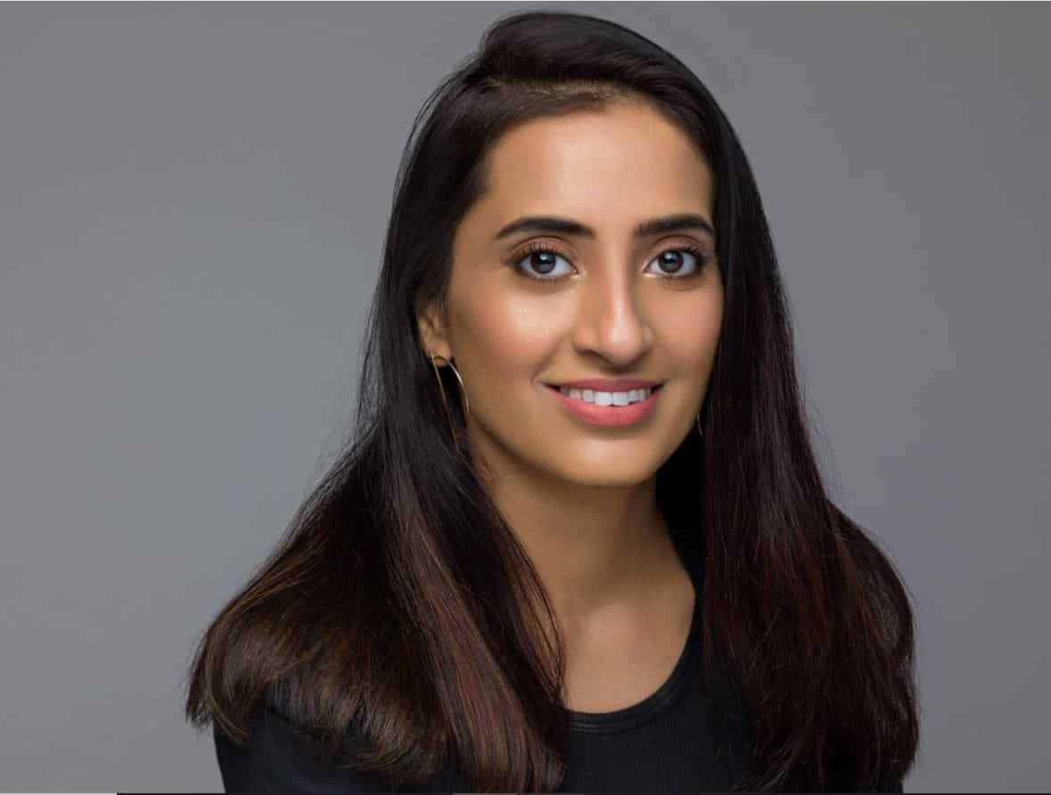 Success Story: Quitting Rs 1 crore job, living on Rs 10,000 a month ...