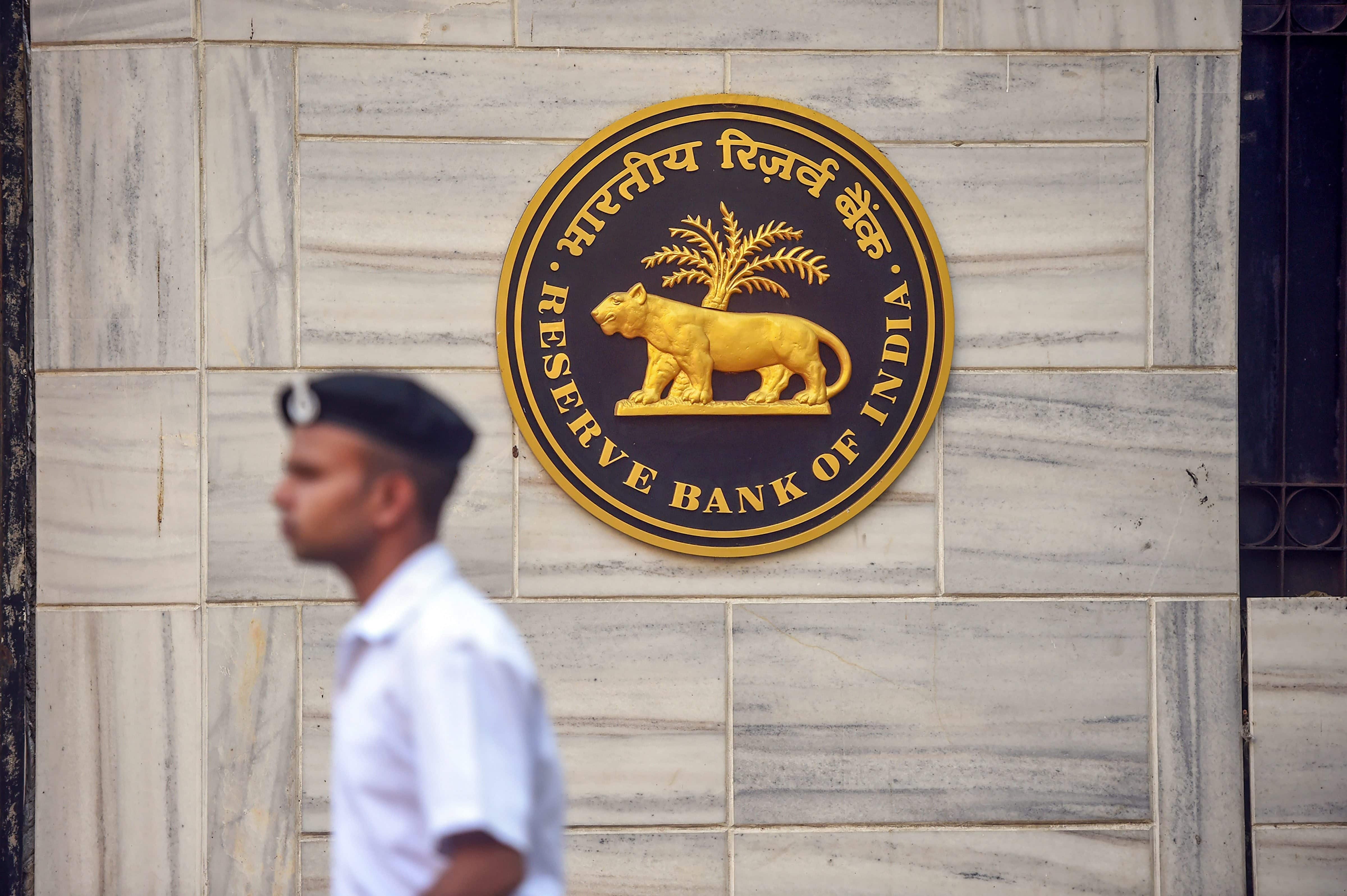 India's economic growth poised to rebound: RBI Bulletin | Zee Business