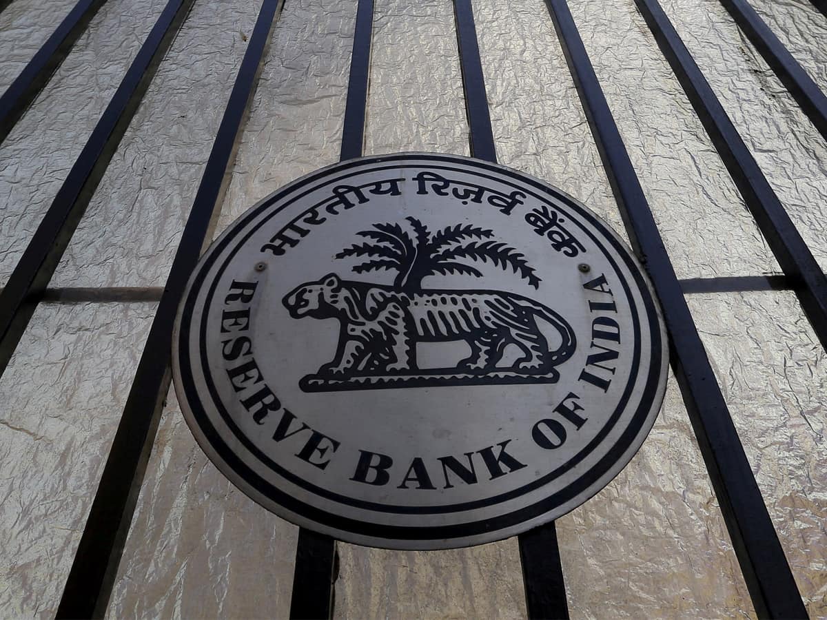 Rate-sensitive stocks react to RBI rate cut; banking, auto, realty ...