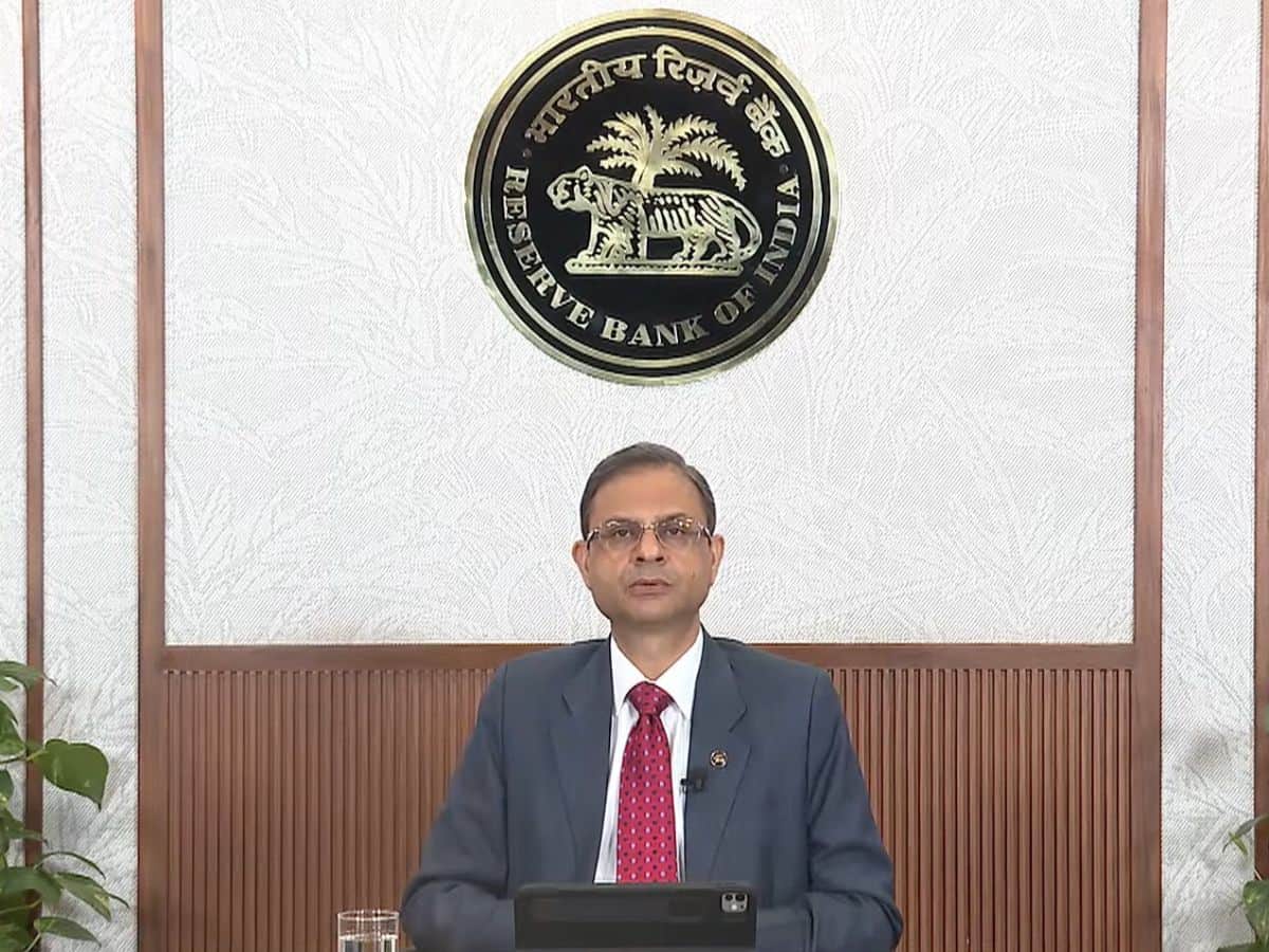 RBI FY26 CPI inflation projection lowered to 4%—See where RBI has placed its quarterly forecasts ...