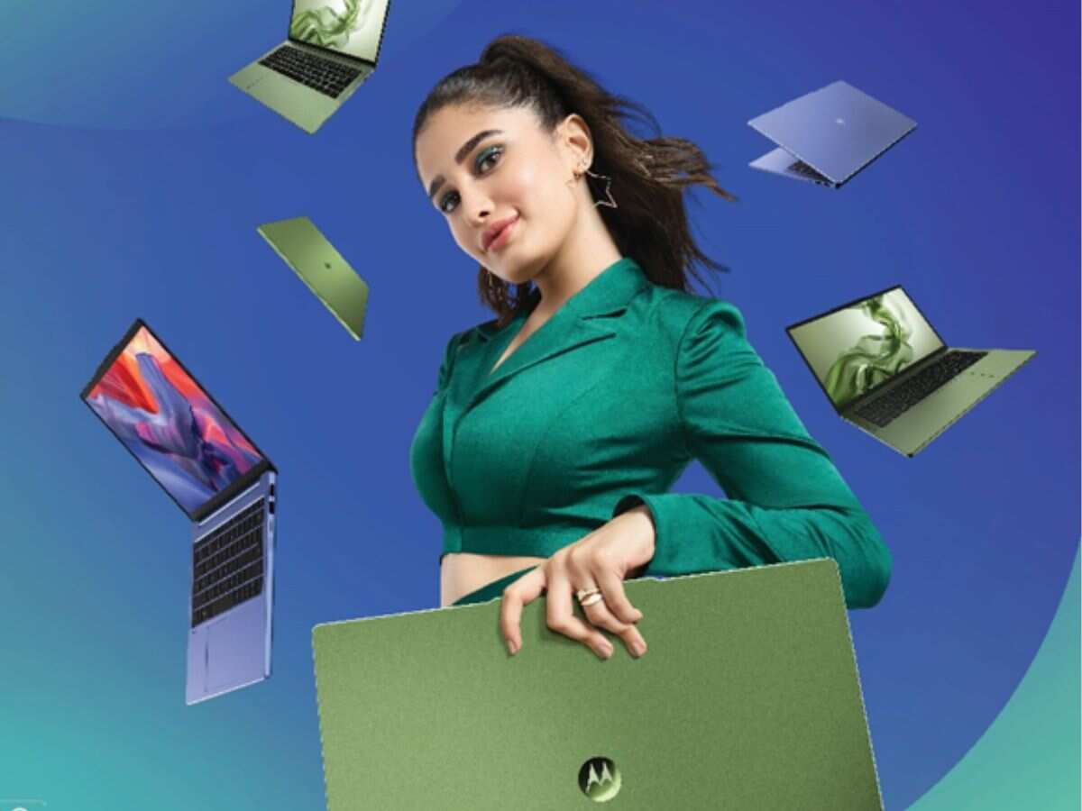 Motorola launches moto book 60 in India under Rs 62,000; check price ...