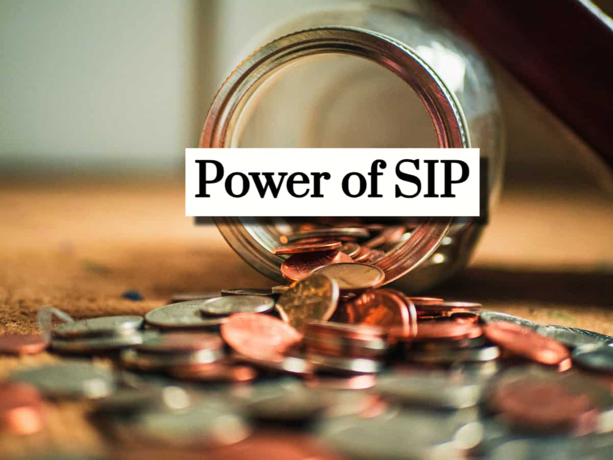 Rs 6,000 SIP for 31 Years vs Rs 30,000 SIP for 17 Years: Which ...