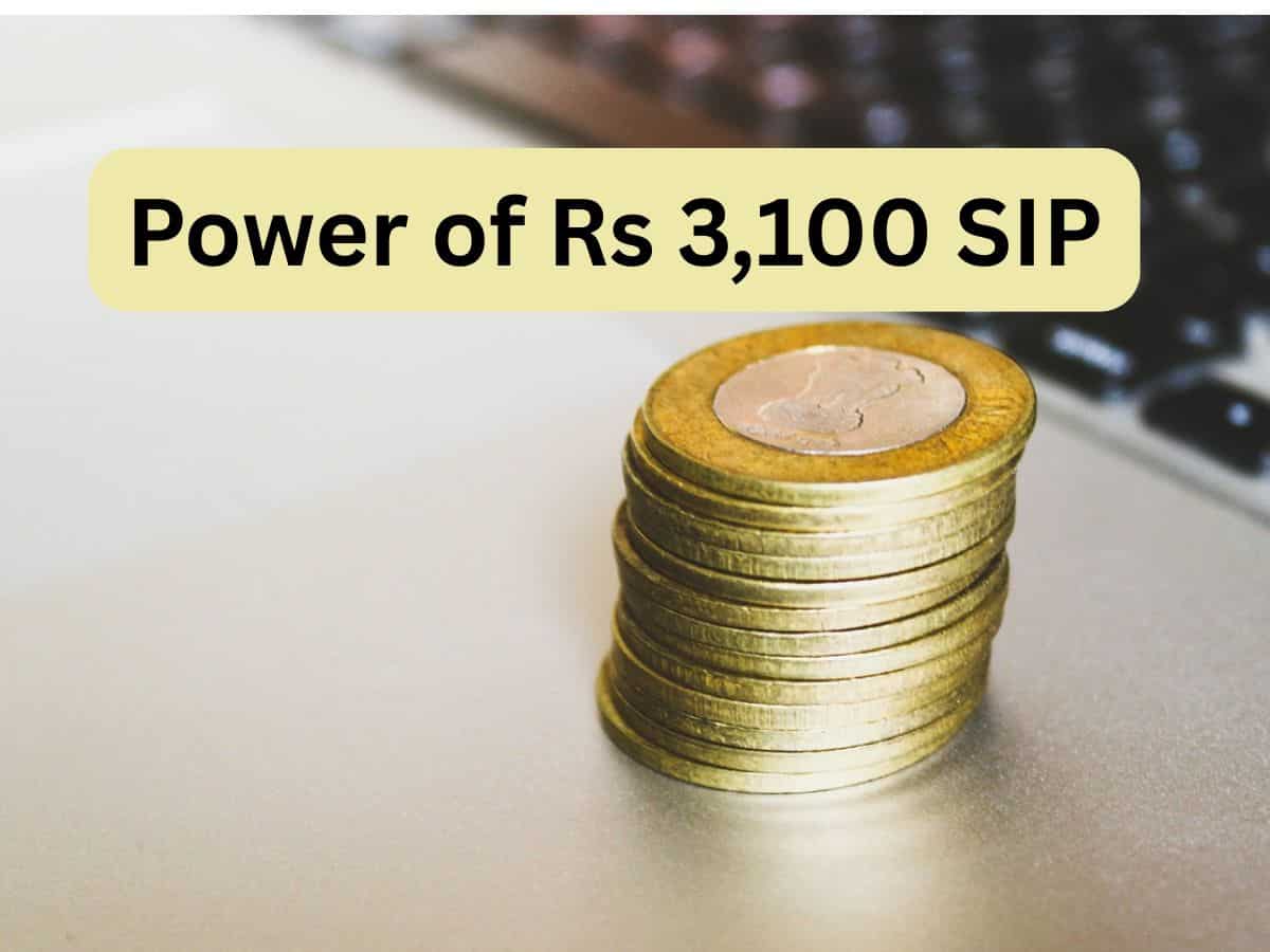 Power of Rs 3,100 SIP: In how many years can you generate Rs 3,00,00 ...