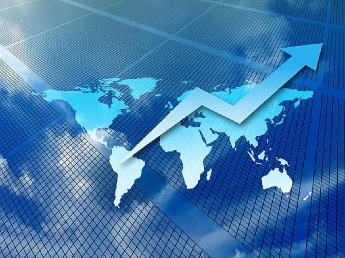 India breaks into top 4 largest economies worldwide, beats Japan in 2025 GDP chart | Zee Business
