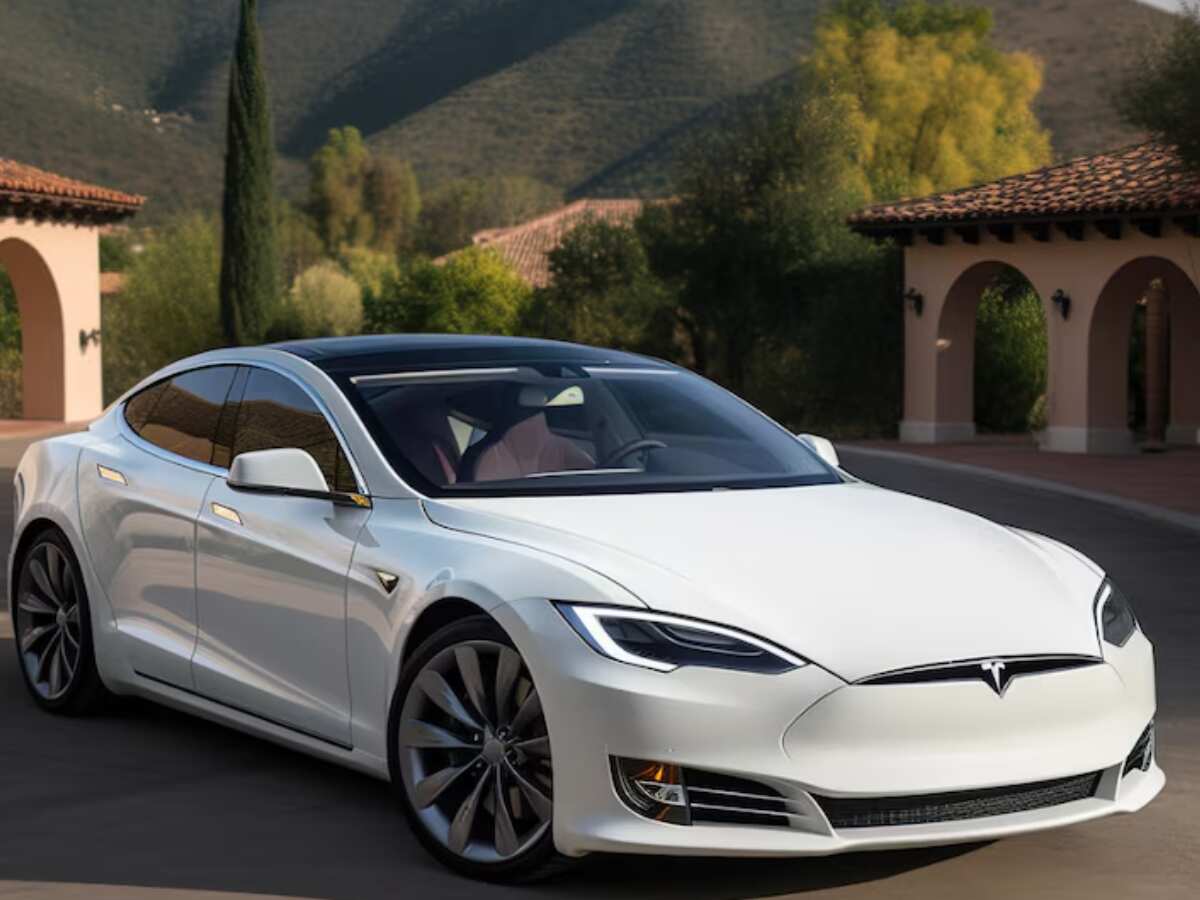 Tesla shares plummet 14% amid escalating Trump and Musk feud; $150 ...