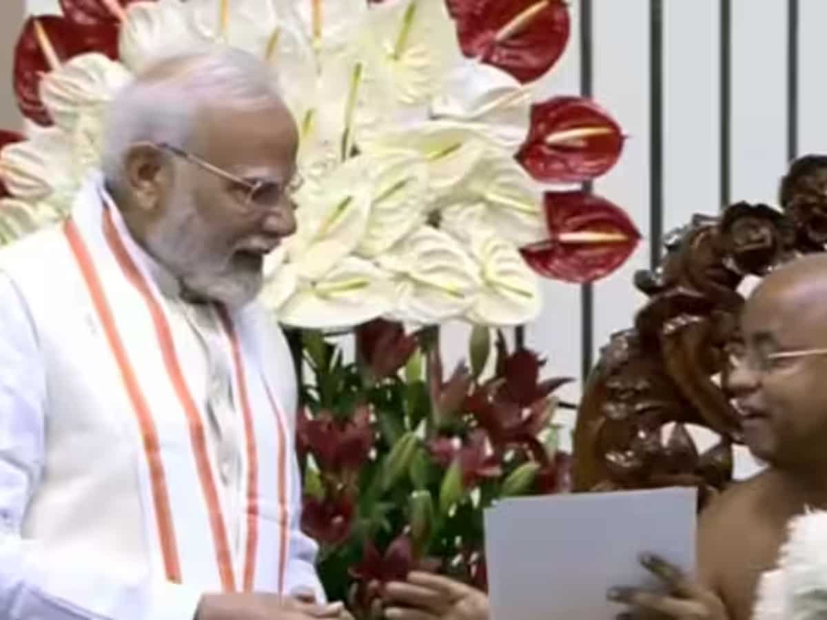 PM Modi conferred with title of 'Dharma Chakravarti' at centenary celebrations of Acharya Shri ...