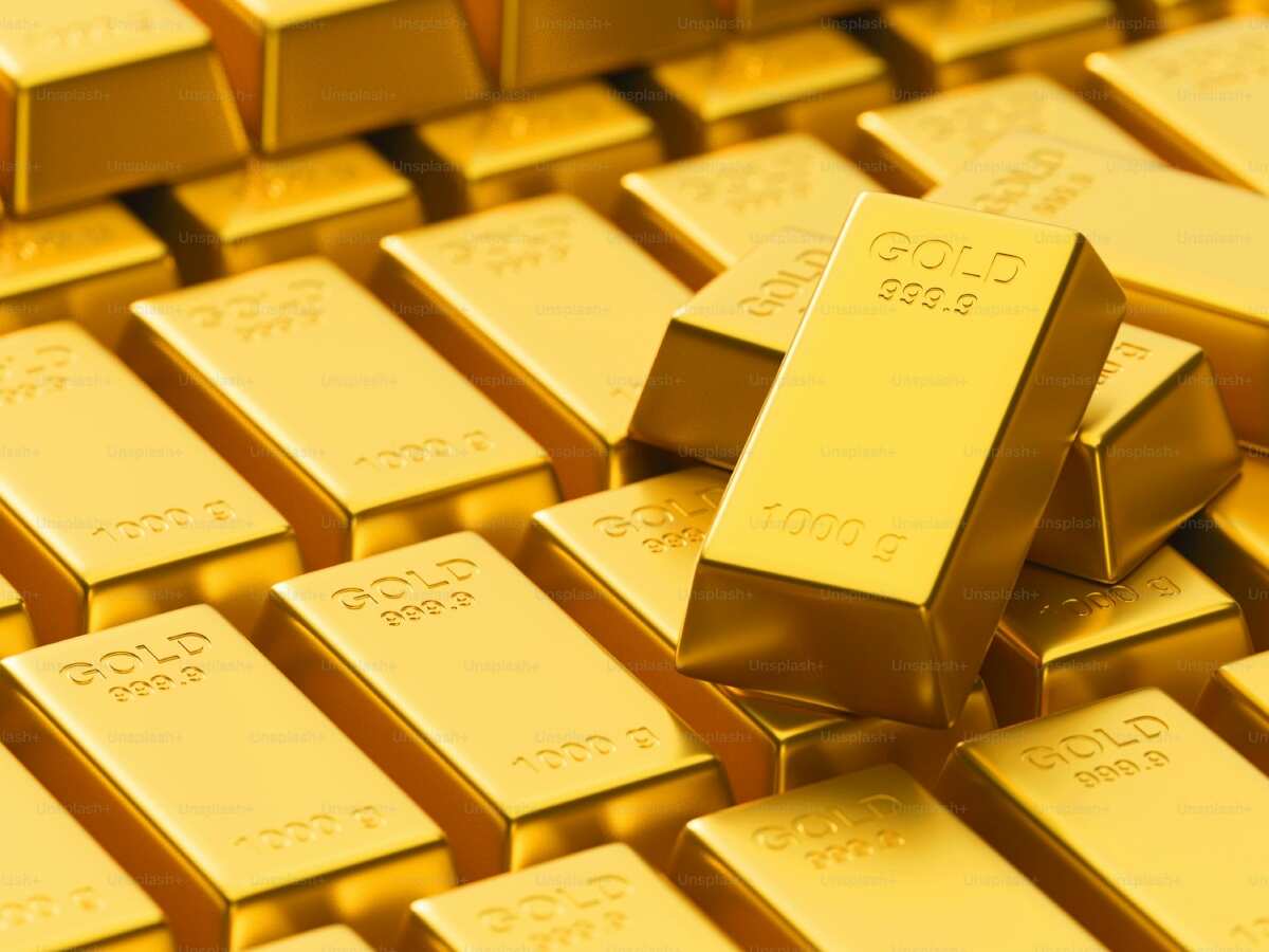 Gold and Silver Prices Today: Gold at Rs 1,00,200, silver at Rs 1 ...