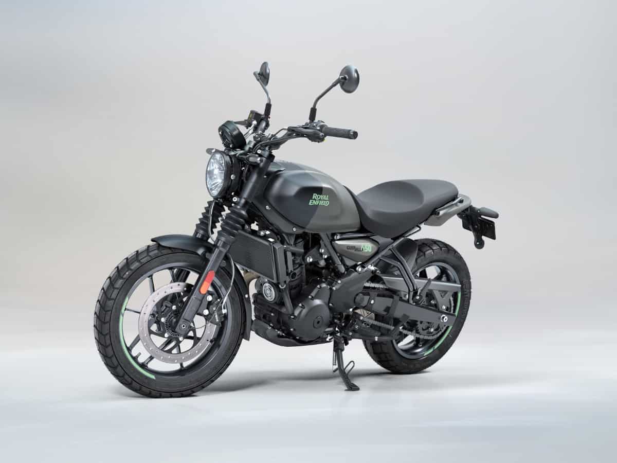 Royal Enfield rolls out Shadow Ash variant of Guerrilla 450: Check price, features, and booking ...