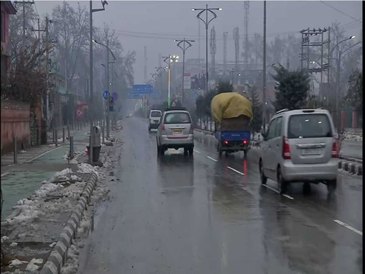 Weather News: IMD issues red alert for Pune; heavy rains likely in Mumbai, Thane, Tamil Nadu ...