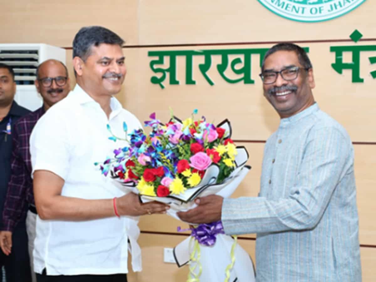 Who is Avinash Kumar, the new Chief Secretary of Jharkhand?
