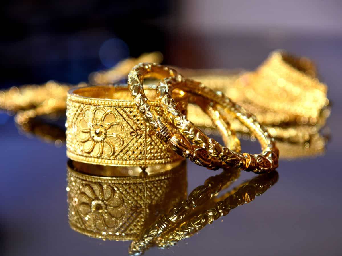 Gold holds strong while silver turns volatile — Is it time to buy on ...