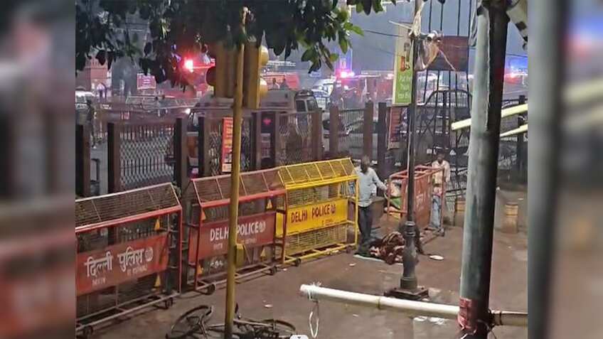 Delhi Blast Near Red Fort: Explosion near Metro Station sets several ...