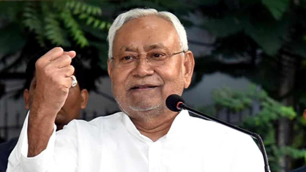 Bihar CM Oath Ceremony: JDU Chief Nitish Kumar takes oath as Bihar CM for record 10th time