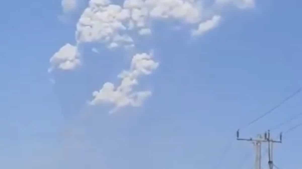 Ethiopian Hayli Gubbi Volcano Eruption: DGCA issues advisory for ...